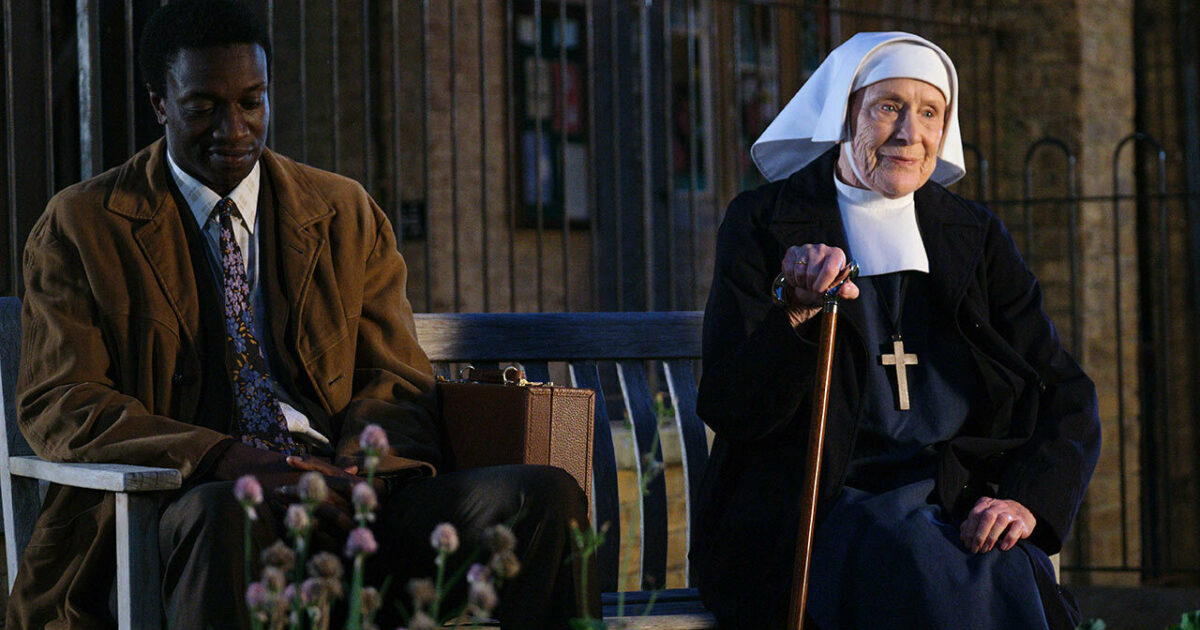 Facing Grief Together | Modern Midwives Blog | Call the Midwife